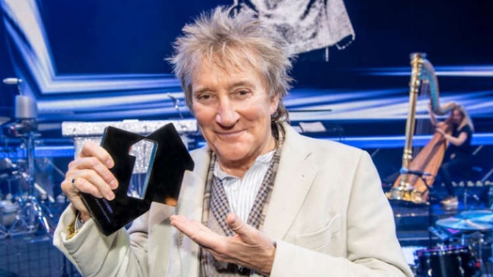 Entenda a carreira de Rod Stewart através de cinco músicas clássicas do ...